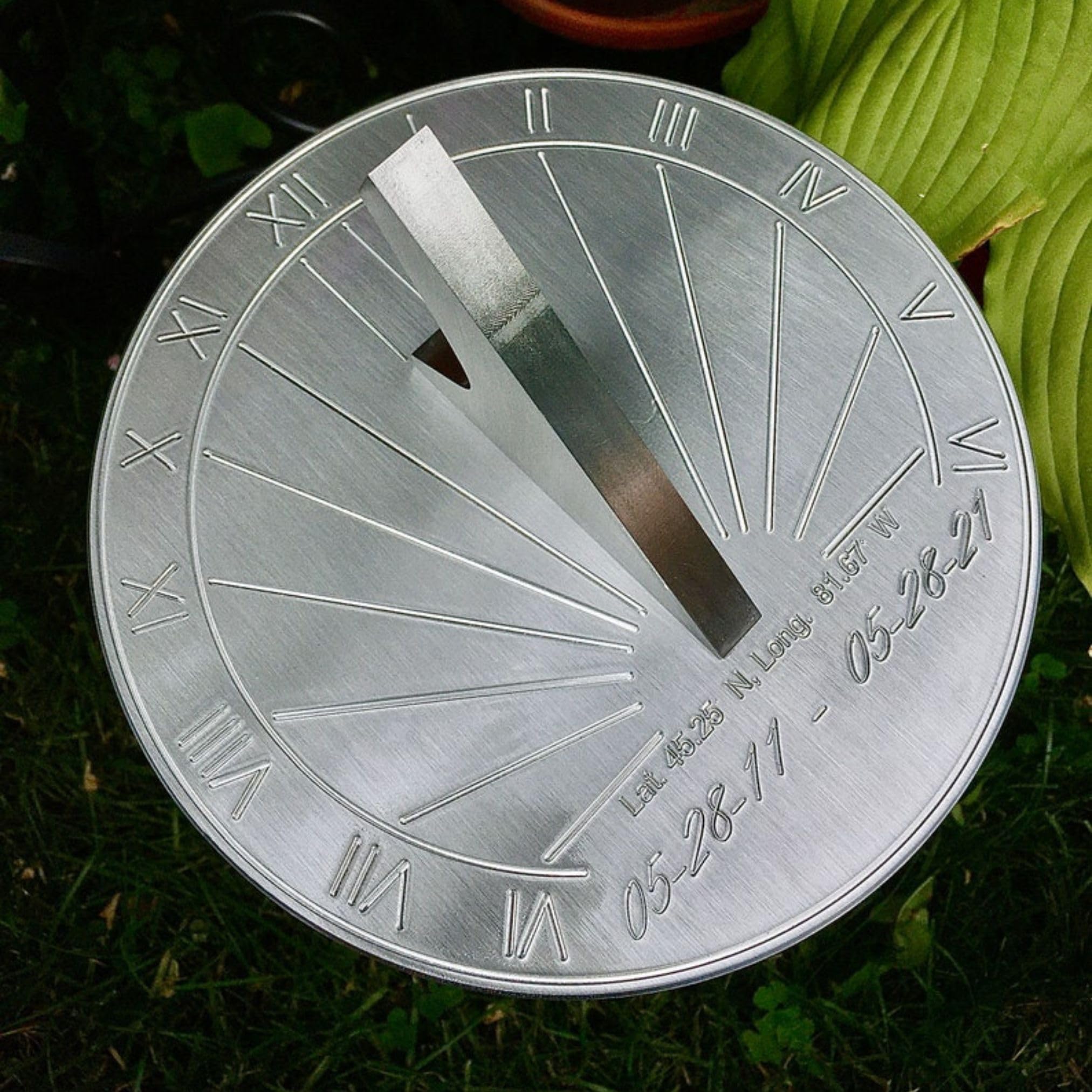 10 Year Anniversary Gift Sundial - Custom Engraved & Calibrated 10th Anniversary Gifts For Him Or Her - 10th Anniversary Gifts For Couple -10 Year Tin Anniversary Gifts Sundial