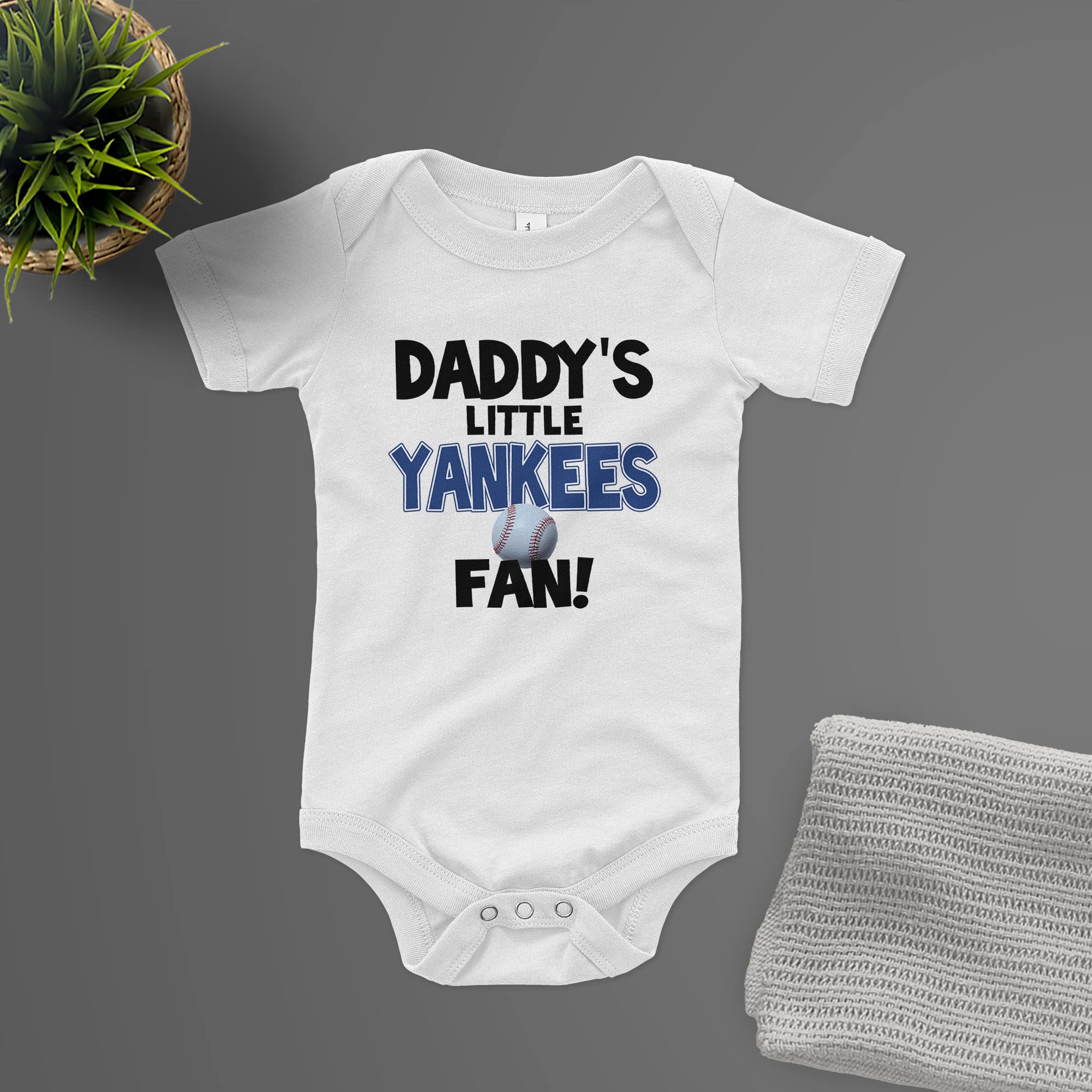 NanyCrafts Baby's Daddy's Little Yankees Fan Bodysuit 3 Months Navy