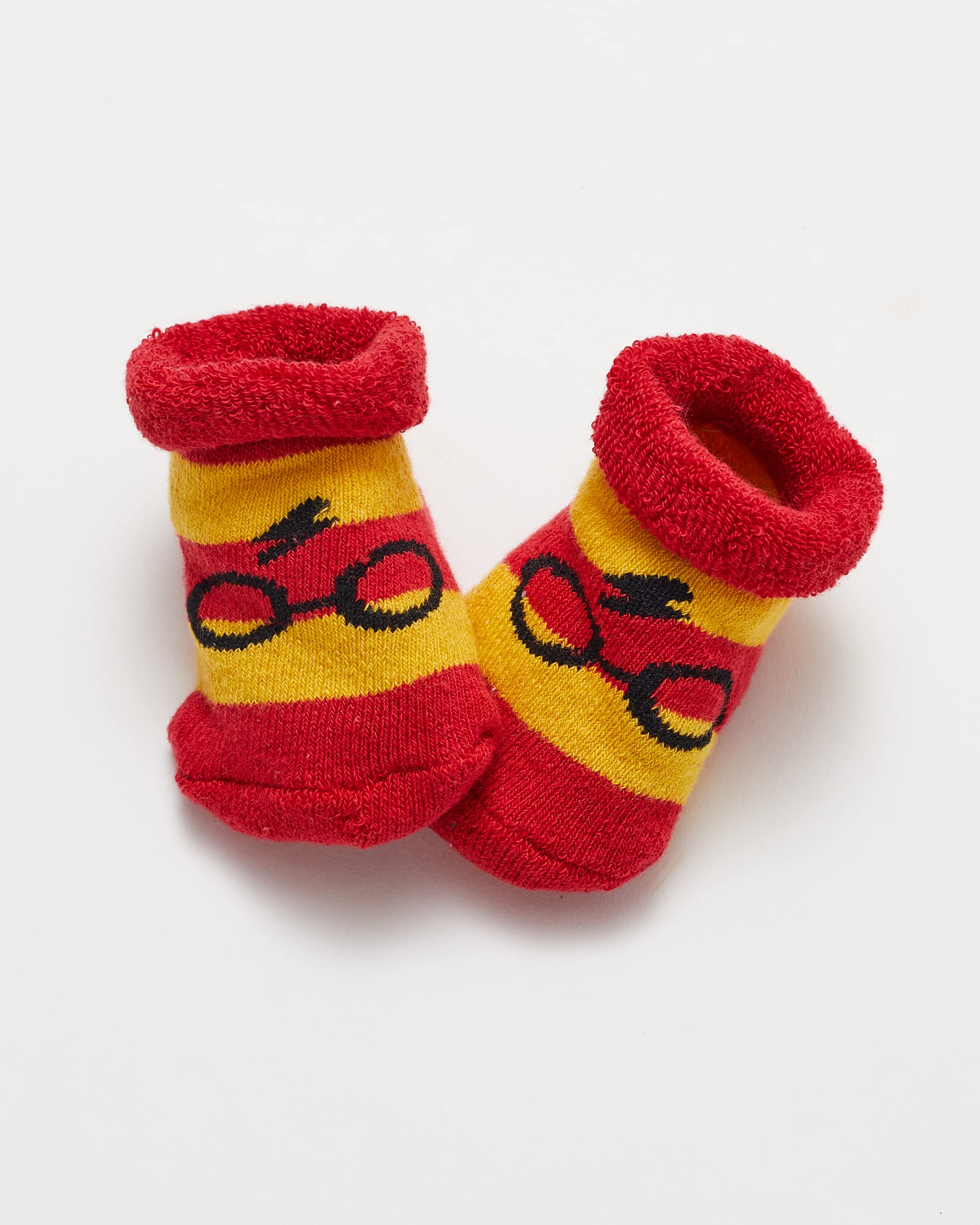 Harry Potter Baby Boys Blanket, Hat, and Socks Set Baby Plush Polar Fleece Blanket 35x35 Baby Gifts (Red/Yellow/Grey, 0-12 Months)