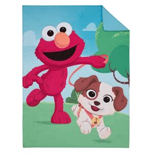 sesame street furry friends blue, green and red elmo and puppy 4 piece toddler bed set - comforter, fitted bottom sheet, flat top sheet and reversible pillowcase