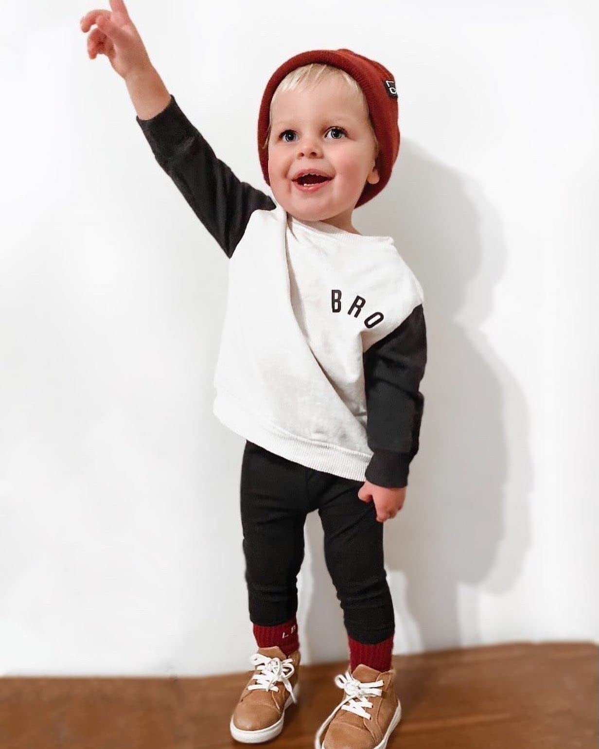 YOKJZJD Infant Toddler Baby Boy Fall Winter Outfits Letter Pullover Sweatshirt Long Sleeve T-Shirt Tops Pants Sweatsuit Clothes Set (Black White, 12-18 Months)