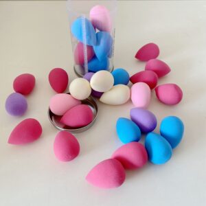 Mini Makeup Sponge Multi-colored 10 Pcs Small Beauty Sponge Blender Set for Foundation, Powder, Concealer Highlight,and Eye Shadow