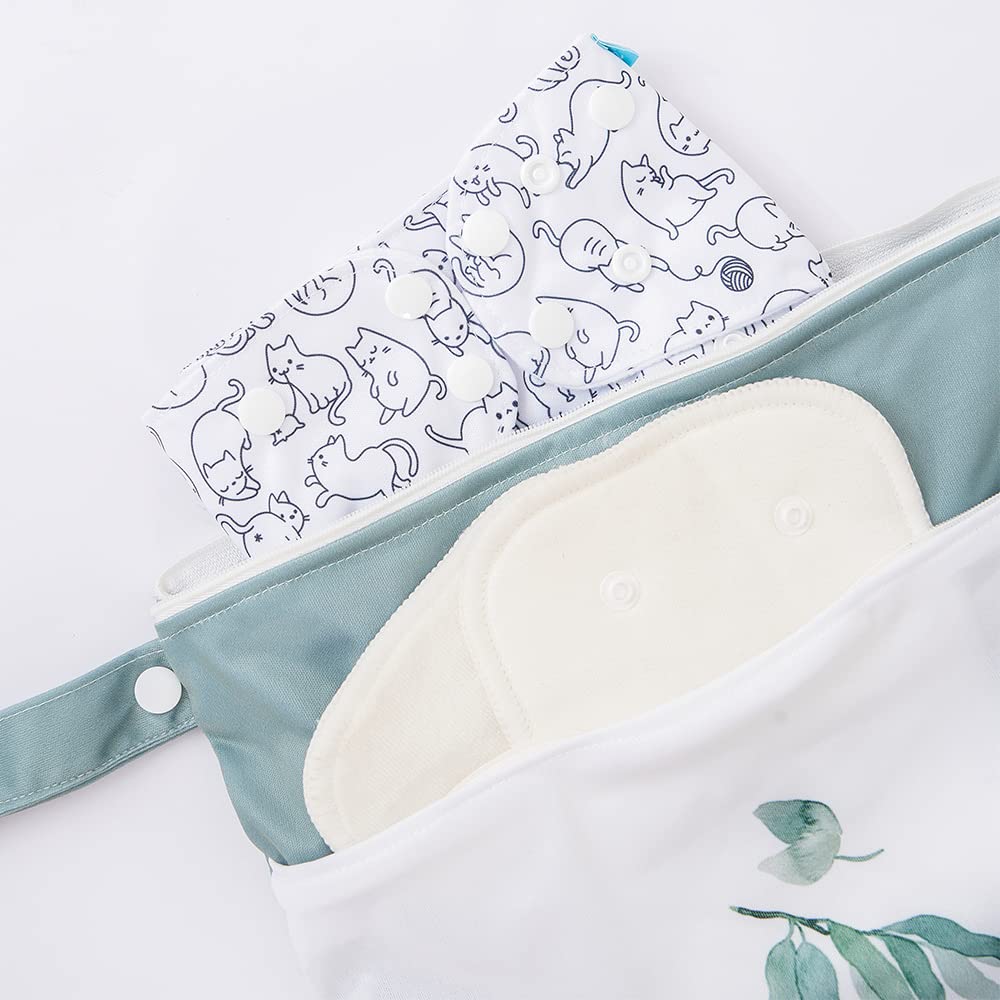 Baby Wet Dry Bags - 2 Pack 11.8 * 15.7 Inch Reusable, Washable Cloth Diapers for Baby Stroller, Diapers, Travel Bags Beach, Pool, Gym Bag with Two Zippered Pockets Cute Animal Pattern (Polar Bear)