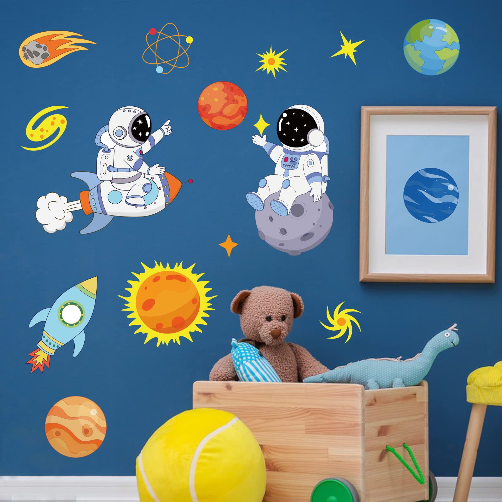 SUPERDANT Universe Wall Stickers Space Astronauts Planet Wall Decals Peel and Sticker DIY Wall Art Decors Mars Moon Uranus Jupiter Neptune Saturn Stickers for Kids Bedroom Classroom Nursery