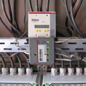 Morningstar MeterHub (HUB-1) - Enables up to 15 Morningstar Products, Meters, and Accessories to Connect Over a Single MeterBus Network - Wall or DIN Rail Mounting, Features 5 Status LED Indicators