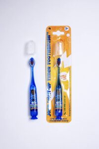 our reflections kids manual light up 60 seconds timer toothbrush, suction cup, soft bristles, ages 3 and up. john (john light up timer toothbrush, blue)