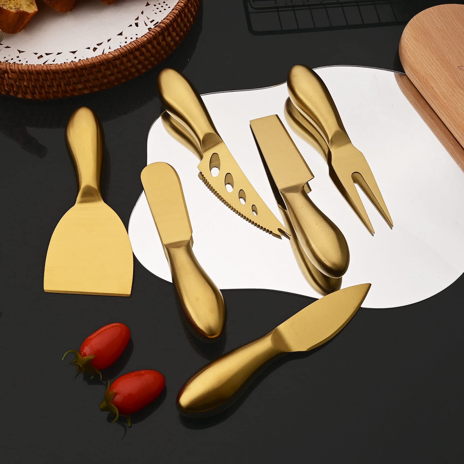 JASHII 6pcs Gold Cheese Butter Spreader Knife Set, Bread Knife Jam Spatula set One-piece 304 Stainless Steel Cheese Knife Set for Thanksgiveing Housewarming Christmas - Spreader knife