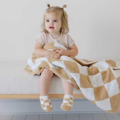 Orelle Checkered Baby Blanket and Socks Set | Brown