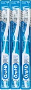 oral-b cross action gentle clean manual toothbrush 35 extra soft (colors vary) - pack of 3