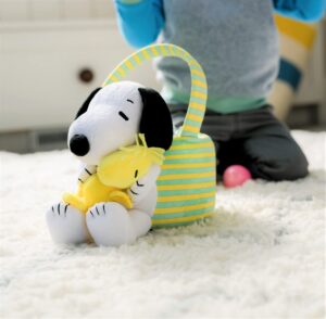 animal adventure® | 8" easter basket snoopy and woodstock