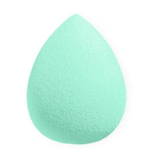 wet n wild Makeup Sponge - Low Product Absorption for Streak-Free Application, Effortless Blending Beauty for a Smooth Professional Looking Finish, Cruelty-Free & Vegan-Seeing Green