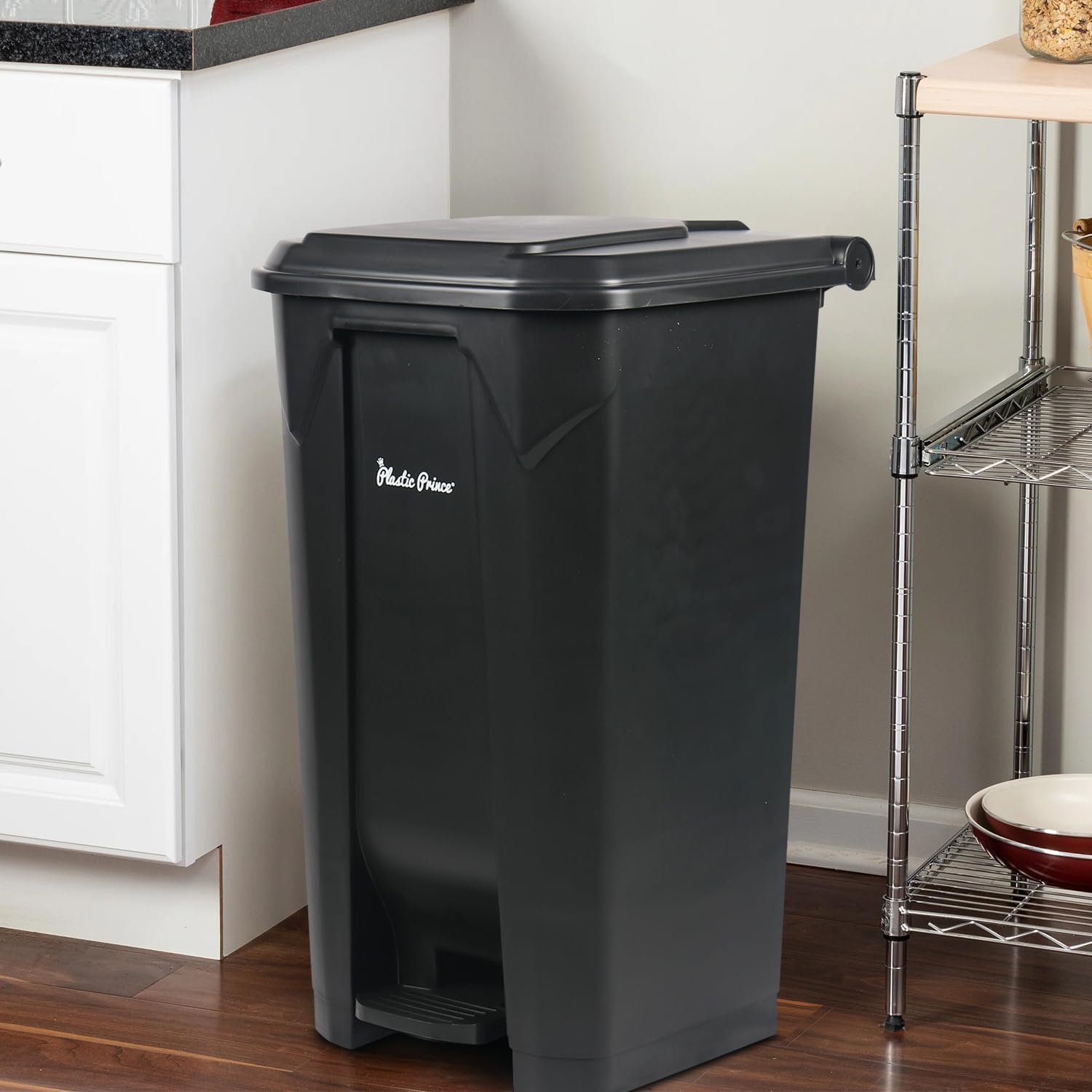 27 Gallon Step-On Trash Can/Container, Black Plastic Dustbin with Lid and Foot Pedal, Hands-Free Disposal