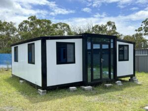 generic prefabricated portable 19x20ft expandable container living foldable house, portable mobile house for personal, office, warehouse, villa, booth, hotel use, white