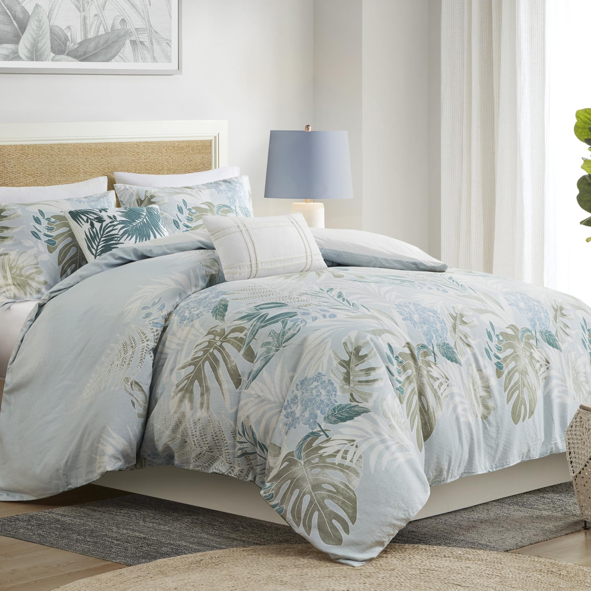 Harbor House King Duvet Cover Set, Tropical Palm Print, Soft Cotton Oversized Duvet Cover for a King-Size Bed, Coastal Bedding Cover, 2 Shams, 2 Décor Pillows, Kiawah Island, King/Cal King Blue