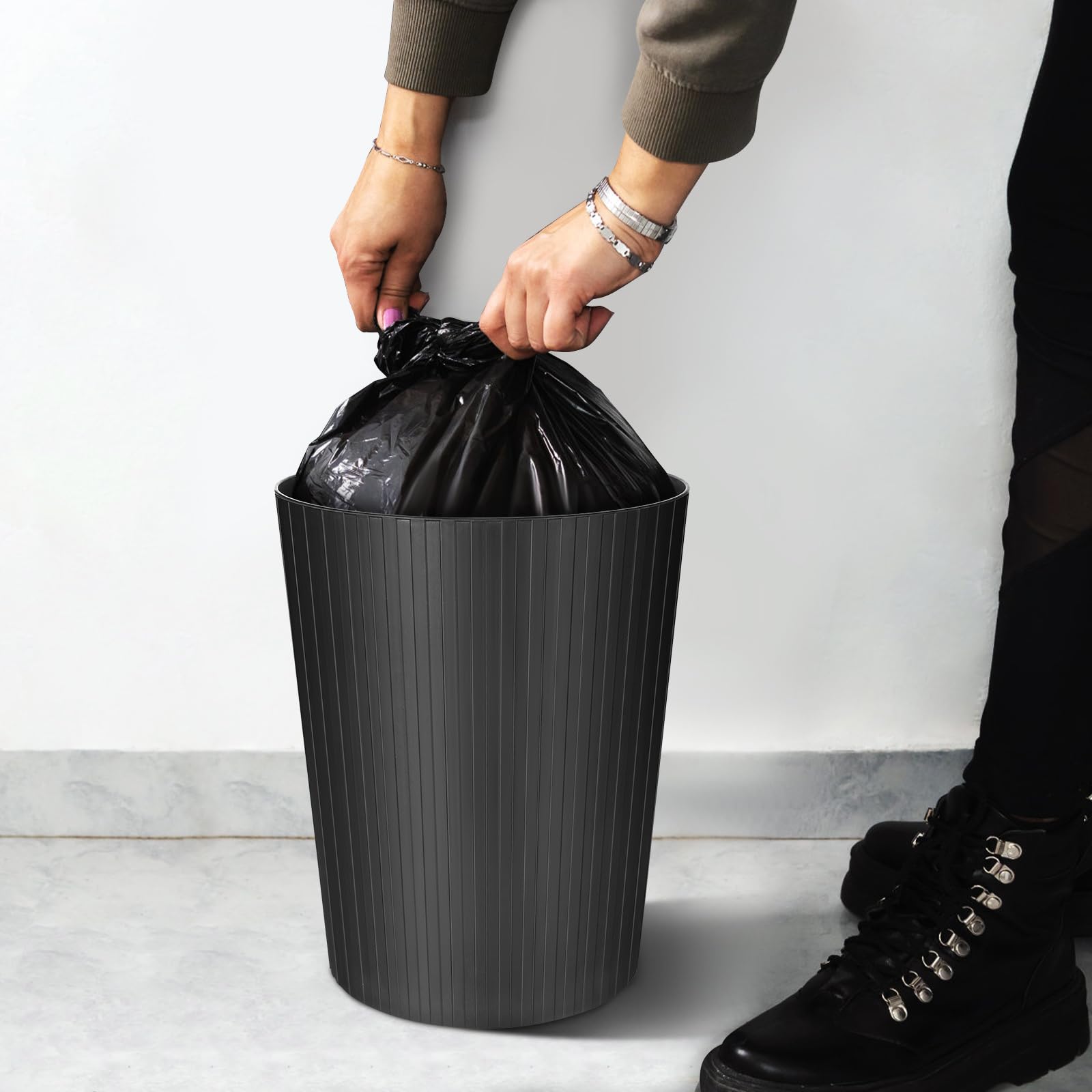 HEALLILY Small Trash Can Wastebasket Garbage Can Container Bins for Bathrooms, Laundry Room, Kitchens, Offices, Kids Rooms, Dorms