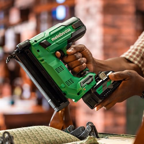 Metabo HPT 18V MultiVolt™ 1-1/2-Inch Cordless Narrow Crown Stapler Kit, Includes 1-18V 2.0 Ah Battery, N1804DB