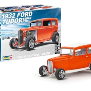 Revell 14553 '32 Ford Tudor Sedan 2'N1 1:25 Scale 188-Piece Skill Level 4 Model Building Kit