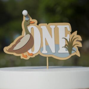 One Lucky Mallard Duck Cake Topper,Mallard 1st Birthday Decoration,Little Duck Hunter Party Decor,Mallard Duck Birthday Party Supplies,Duck Hunting Theme,Lucky Baby Shower Cake Tooper