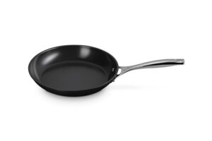 le creuset essential non-stick ceramic shallow frying pan, 10"