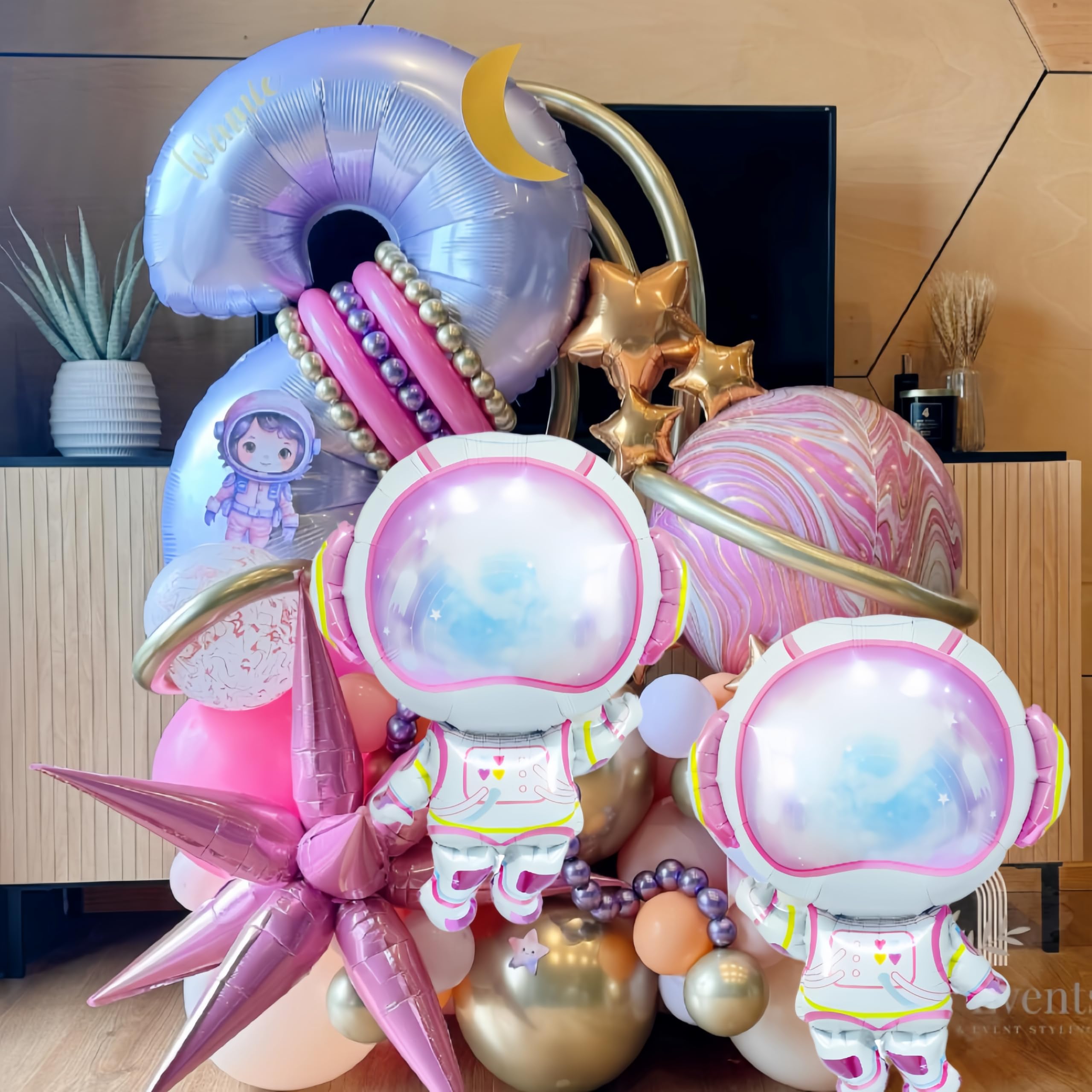 5Pcs Astronaut Balloons for Girls/Girl Astronaut Space Party Decor/Two the Moon Decor/Purple Outer Space Astronaut 4D Planet Balloons for Girl/Galaxy Planet Balloons/Space Travel UFO Baby Shower