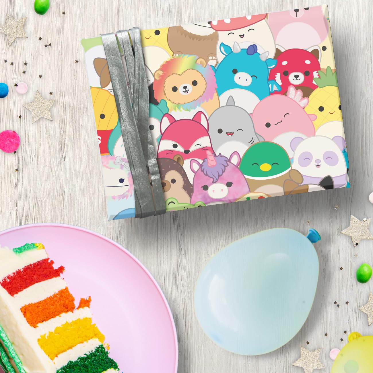 Danilo Squishmallows Wrapping Paper - Two Sheets, Two Tags, Officially Licensed Gift Wrap, Fully Recyclable, 70 x 50 cm each Sheet, Multi-Coloured