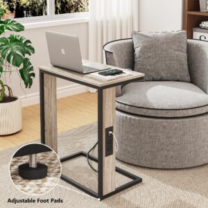 Vagusicc C Shaped End Table with Charging Station, Small Couch Side Table with Outlets and USB Ports for Living Room, Bedroom, Sturdy Slide Under Sofa Table C-Shaped Snack Table with Metal Frame 27 "H