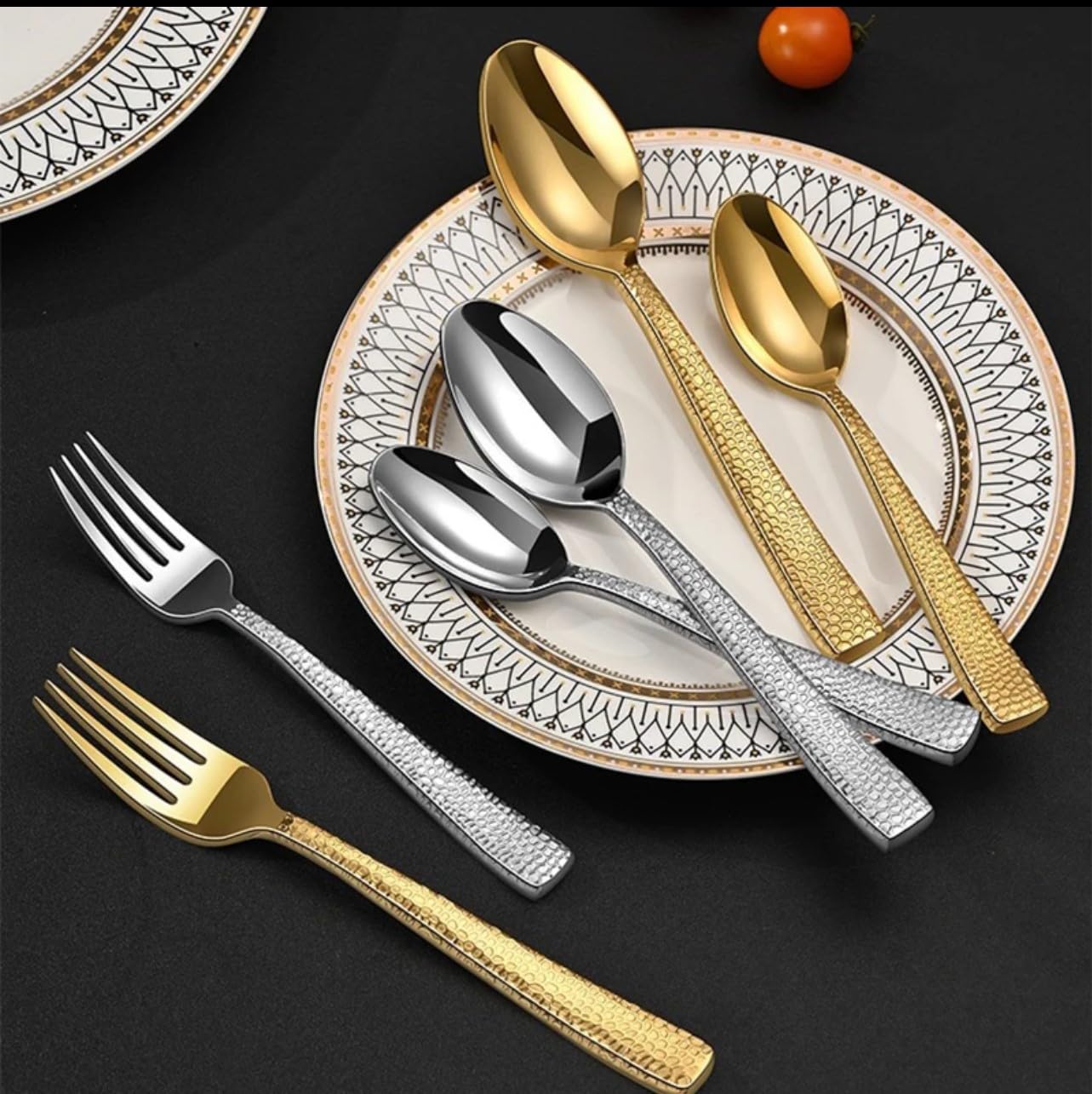 ELiTA ESSENTIALS Luxury 24 Pieces Flatware Set, Hammered Cutlery Set, Premium 304 Stainless Steel Silverware, Knives Forks Spoons, Cutlery Set, Utensils, Tableware Set, Serving 6 (Gold)