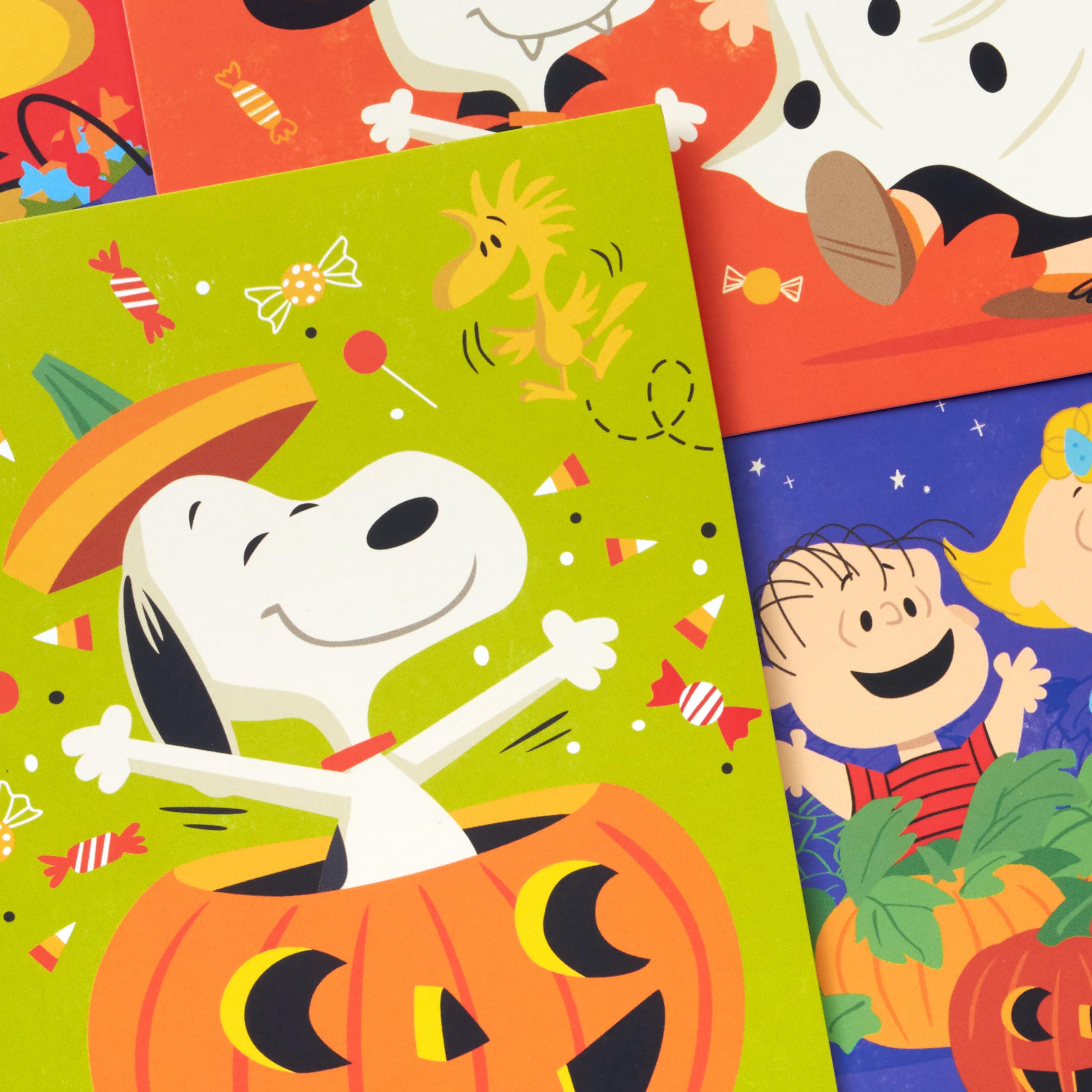 Hallmark Peanuts Halloween Card Assortment (24 Cards with Envelopes)