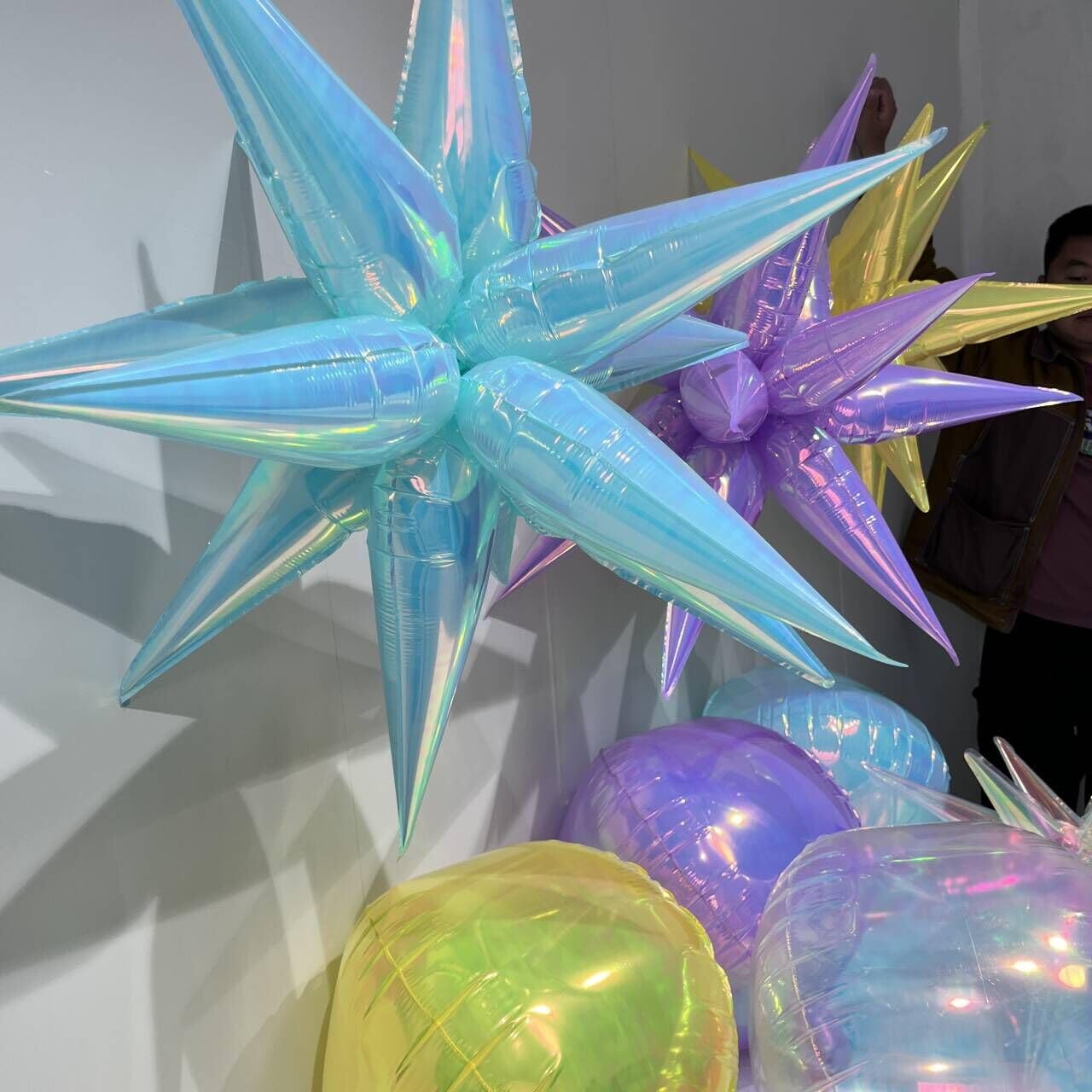 4pcs 22inch Iridescent Exploding Star Balloon for Birthday,wedding,baby shower,bachelorette,Christmas holiday,graduation, gender reveal, disco party decoration (Blue)