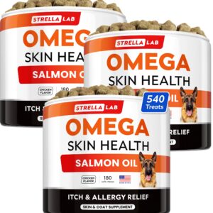 STRELLALAB Omega 3 for Dogs - (540Ct) Fish Oil Treats - Allergy & Itch Relief Skin&Coat Supplement - Dry Itchy Skin, Shedding, Hot Spots Treatment, Anti Itch - Pet Salmon Oil Chews - Chicken Flavor