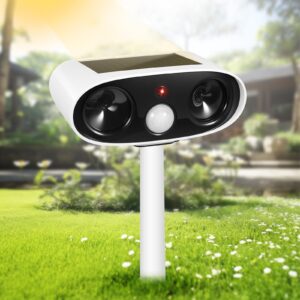 2024 new upgraded waterproof ultrasonic animal repellent outdoor solar animal repeller with motion detection cat deterrent outdoor deer repellent device raccoon squirrel skunk repellent for yard