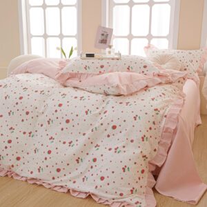 Kawaii Strawberry Comforter Set Twin XL Cute Ruffle Comforter with 2 Pillowcases Fluffy White Microfiber Kids Girls Bedding Comforter Strawberry Printed Ruffled Comforter Set for All Seasons Twin XL