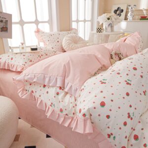 Kawaii Strawberry Comforter Set Twin XL Cute Ruffle Comforter with 2 Pillowcases Fluffy White Microfiber Kids Girls Bedding Comforter Strawberry Printed Ruffled Comforter Set for All Seasons Twin XL