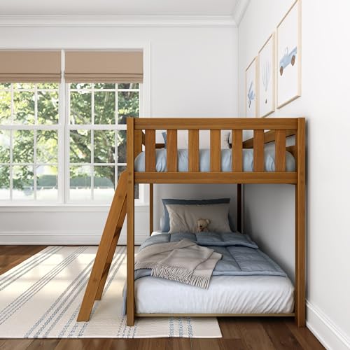 Max & Lily Fundamental Twin Low Bunk Bed, Kids Solid Wood Modern Bed Frame with Strong Wooden Slats, Non-Toxic Finishes, High Weight Capacity, Pecan