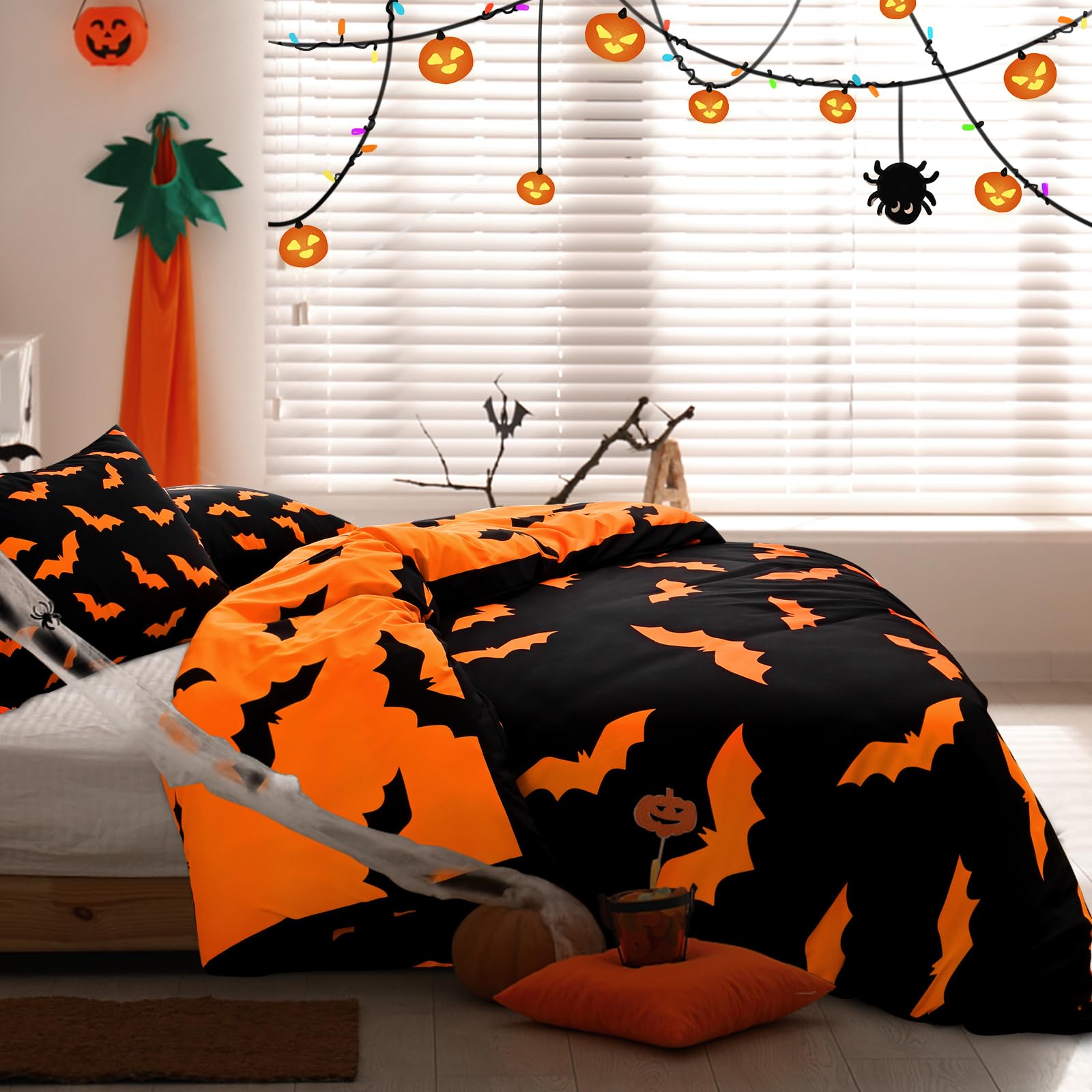 ASPMIZ 3 Piece Halloween Duvet Cover Queen Size Set, Black Bats Duvet Cover Set with Zipper Closure, Orange Flying Bat Comforter Cover Set 1 Duvet Cover 90 x 90 inches & 2 Pillow Shams