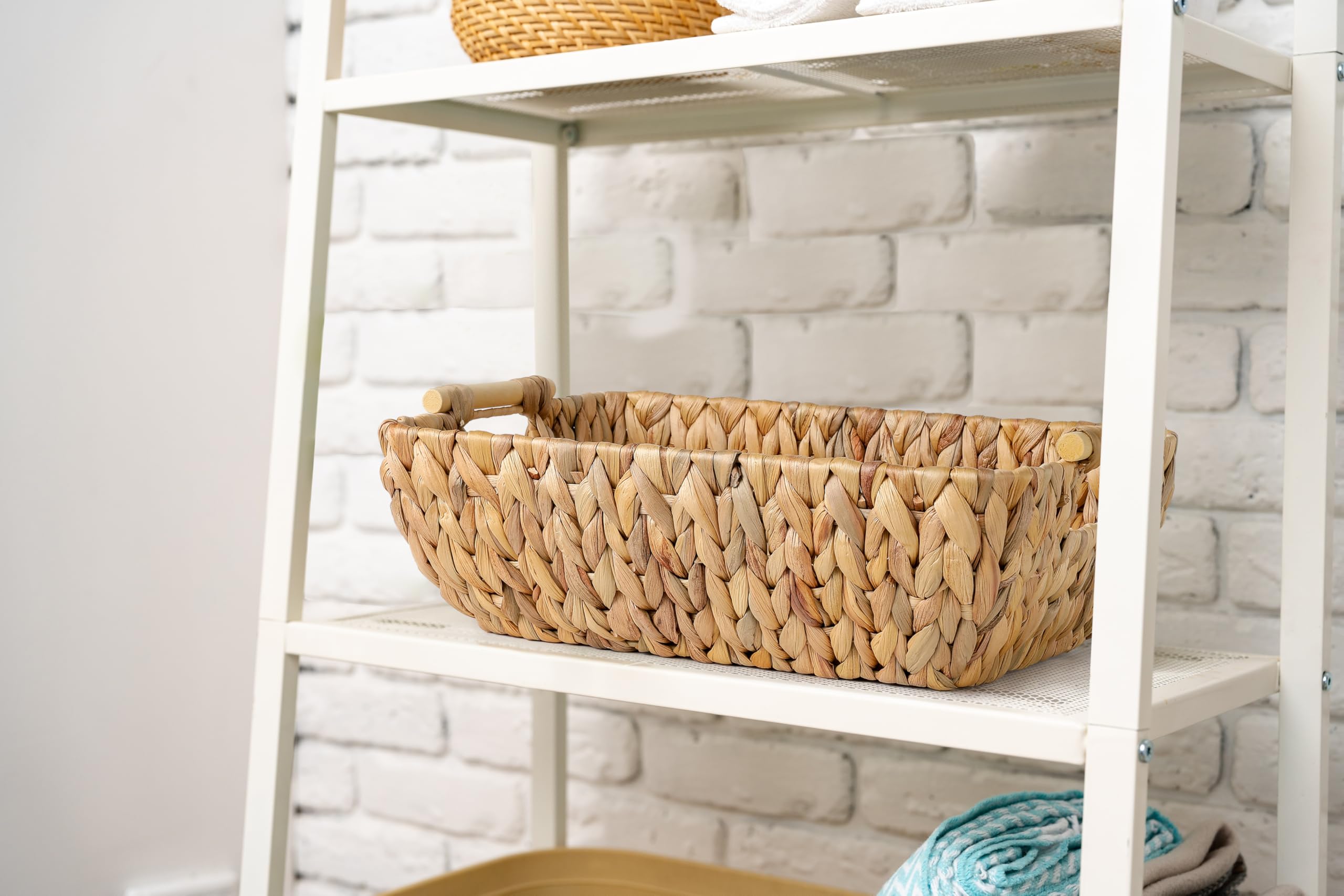 Water Hyacinth Storage Baskets with Wooden Handles，Large Wicker Baskets for Organizing Set of 2