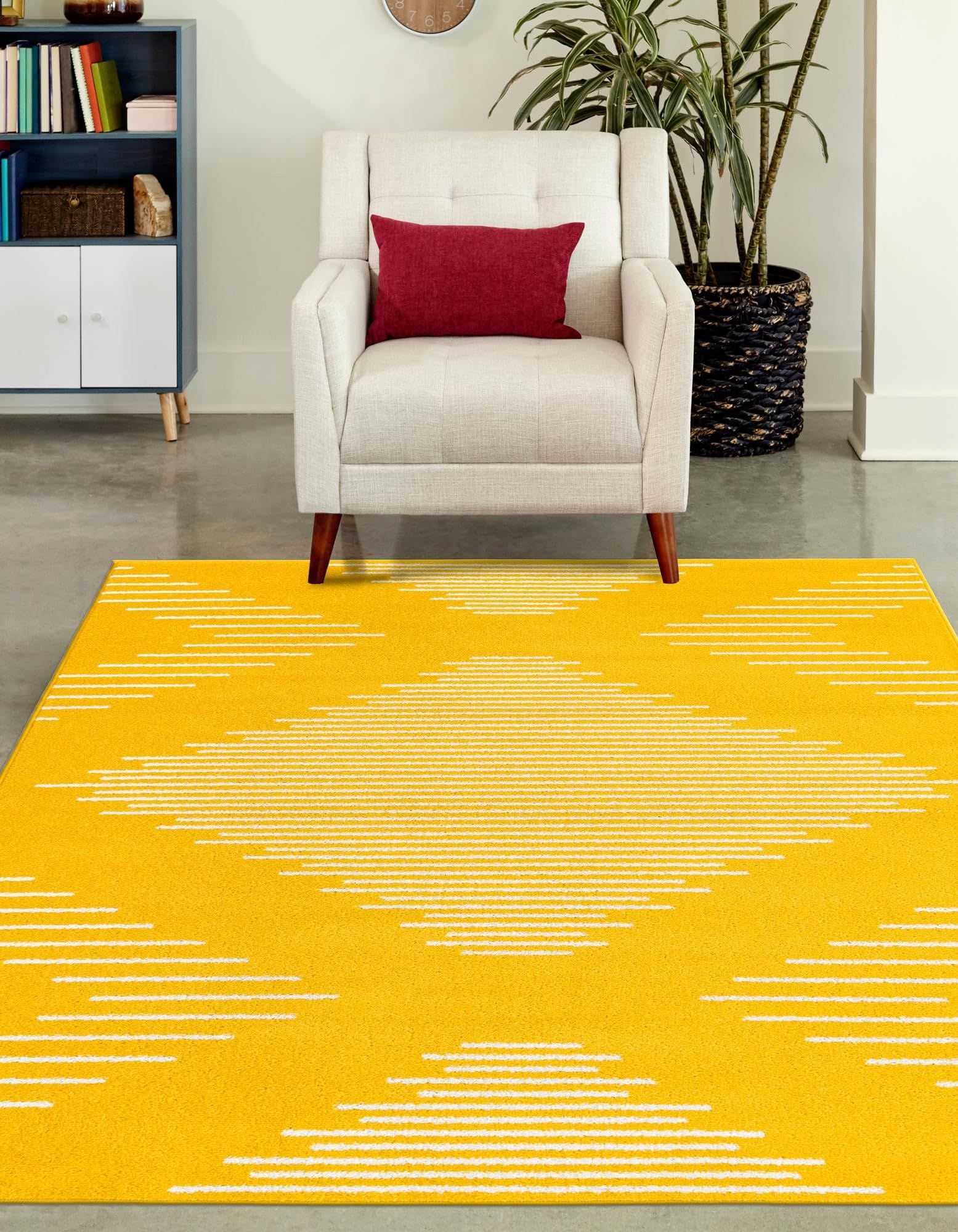 Unique Loom Kai Collection Area Rug - Warrior (4' x 6' Rectangle Yellow/Ivory)