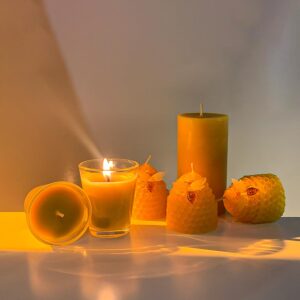 Beeswax Candles Bulk Set of 24pcs, Bee Candles with Little Bee Ornament Decors, Unscented & Dripless& Smokeless, Dia 1.77" x1.97" Each, Yellow