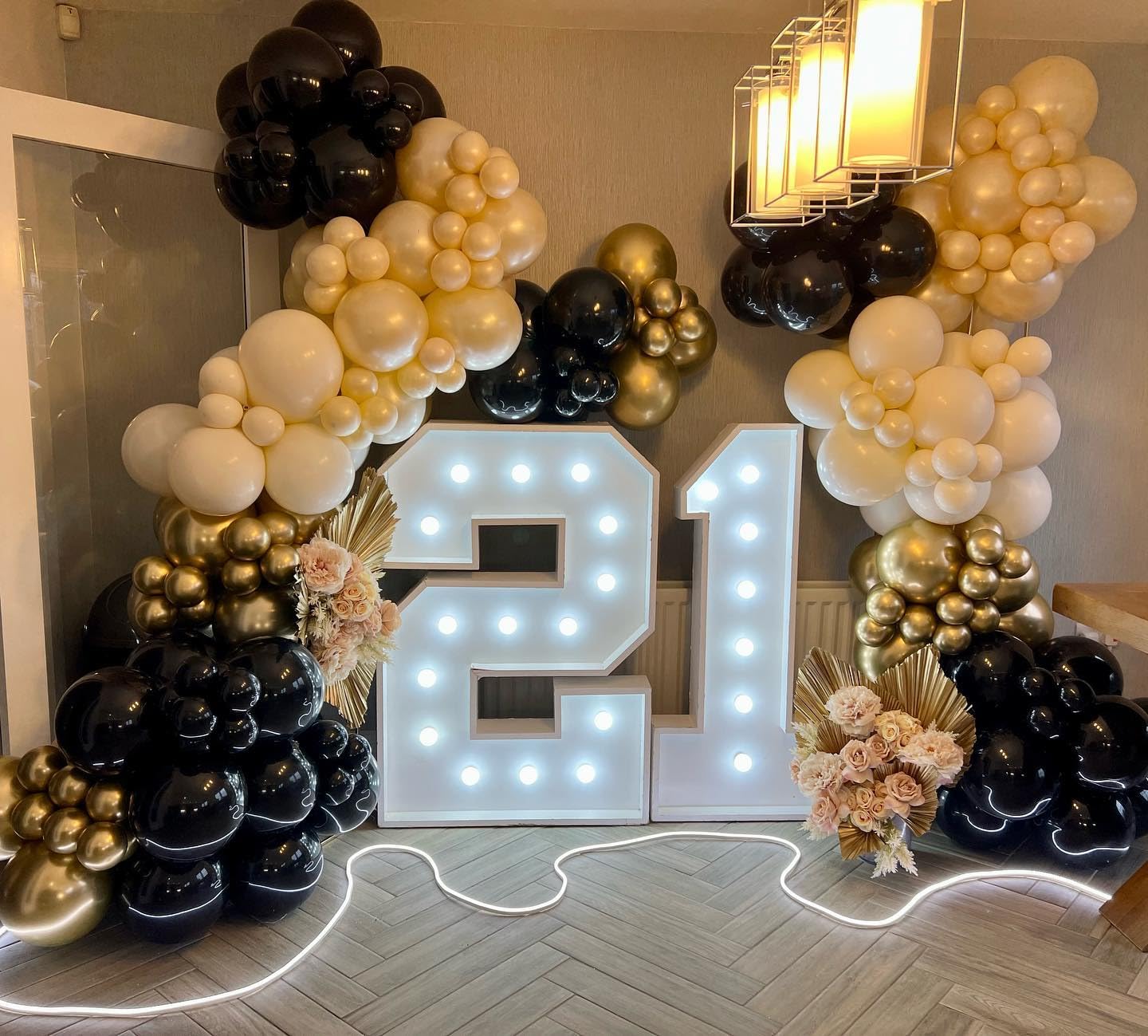 ADOINBY Black Balloon Arch Kit, 143Pcs Matte Black Latex Balloon Garland kit, 18 12 10 5 Inch Different Size Balloons for Birthday Graduation Anniversary New Year Holiday Party Decorations