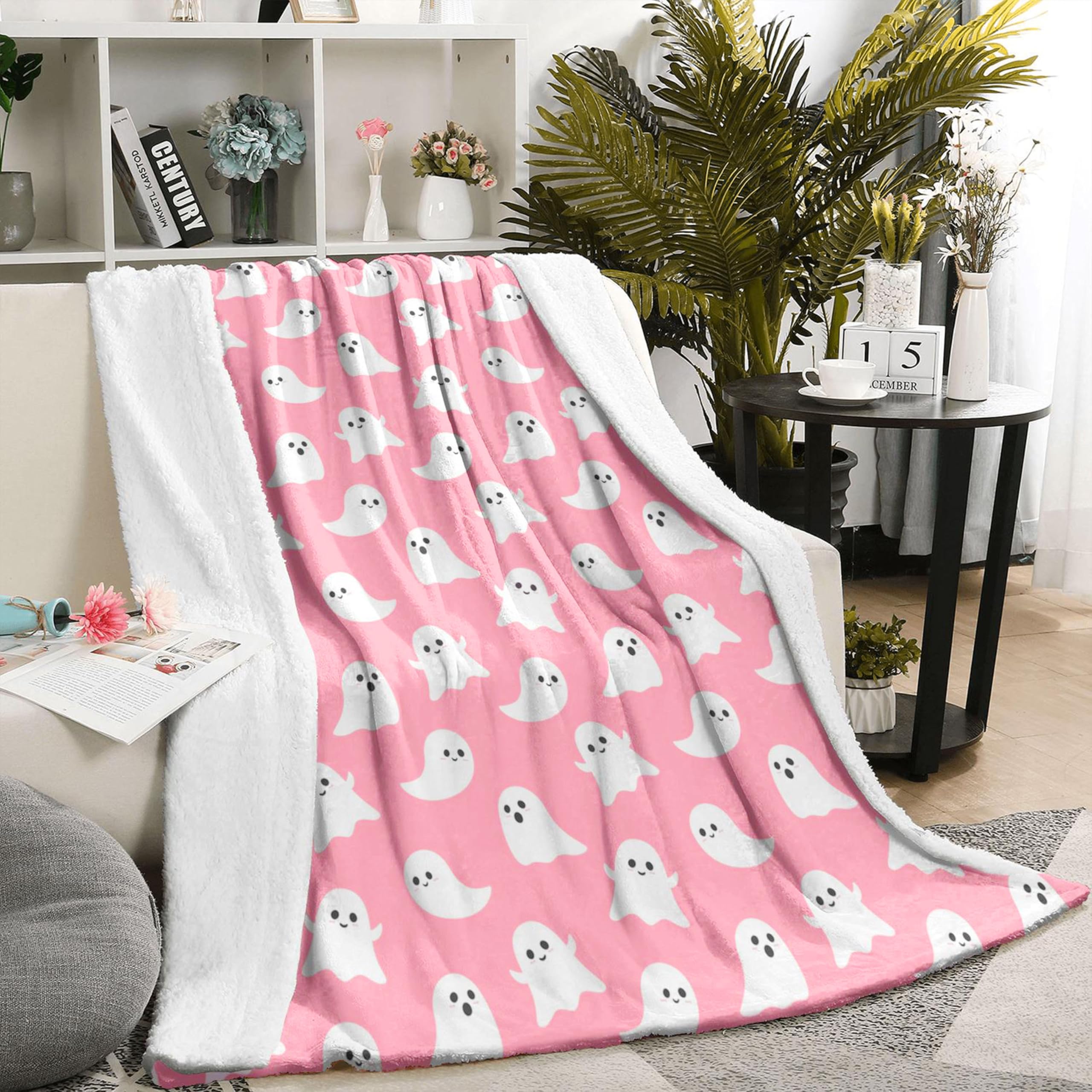 Halloween Throw Blanket 50x60 Inch Cute Halloween Ghost Blankets Soft Lightweight Cozy Plush Blanket for Halloween Decor Kids Girls Boys Gifts