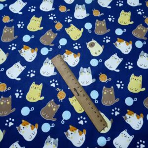 8Pcs Cute Animal Cats Fabirc Fat Quarters Cotton Fabric Bundles,for Quilting,Sewing and DIY Crafts,18 x 22 inches. …