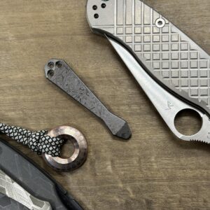 Oil Slick ALIEN engraved Zirconium Dmd CLIP for most Spyderco models