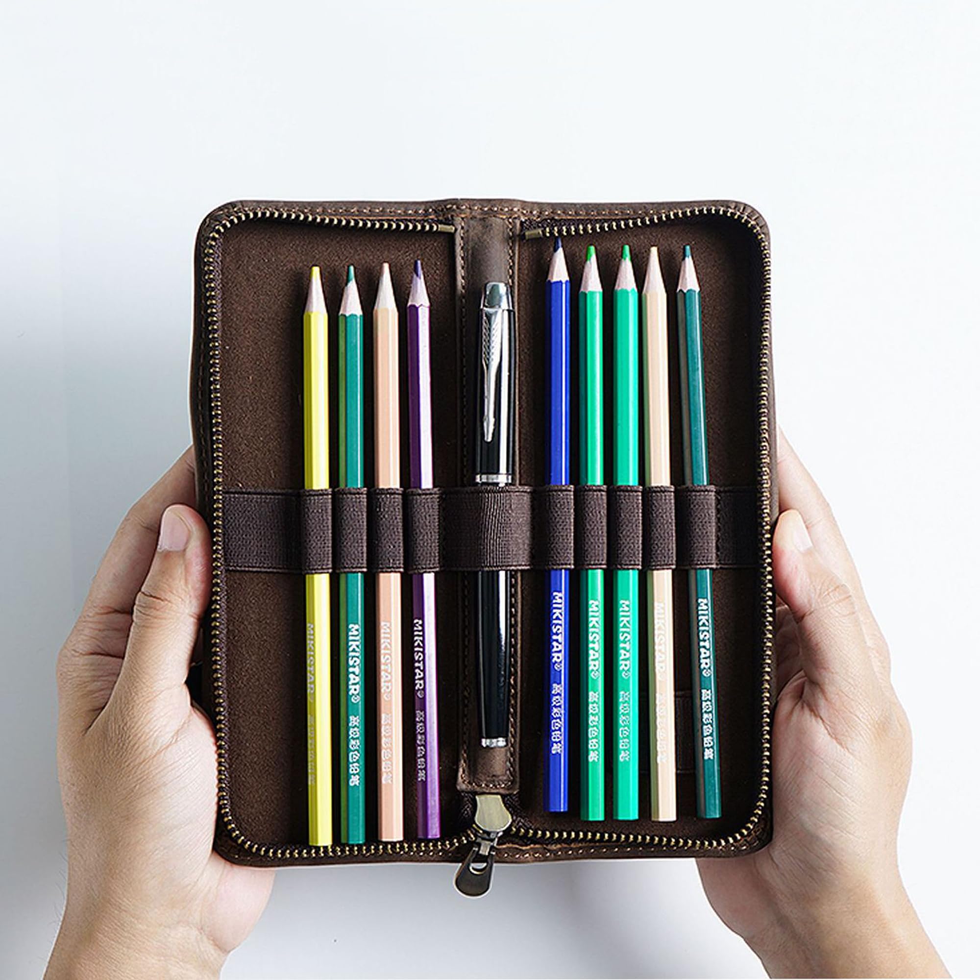 MIVLXLX Leather Pencil Case Organizer, 10 Wooden Pencils Portable Pen Case Storage for Drawing Pencils and Markers (coffee)