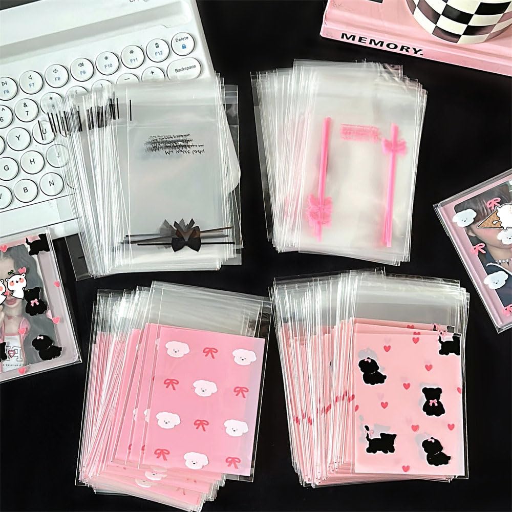 200Pcs Resealable Cellophane Bags Self Adhesive Cookie Bags,Pink Bow Small Candy Bags Treat Bags,Clear Photocard Sleeves,Plastic Bags Gift Bags for Dessert,Party Treats,Bakery,Card Protector Sleeves