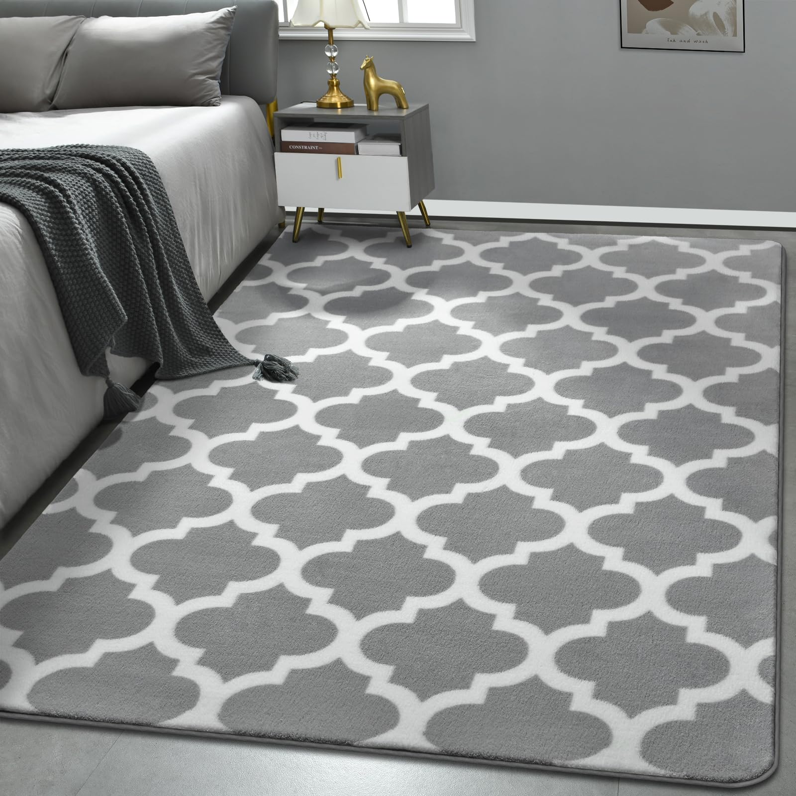 Morroccan Modern Area Rug for Living Room Bedroom, 4x6 ft Low Pile Shag Geometric Bedroom Area Rug Small Entry Rug Floor Carpet for Kids Room Nursery Office Home Decor Aesthetic, Light Grey & White