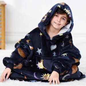 Dreamique Oversized Wearable Blanket for Kids, Sherpa Fleece Hoodie Blanket, Warm Winter Hooded Sweatshirt for Boys and Girls, Soft TV Blanket, Gifts for Kids (4-13 Years), Universe