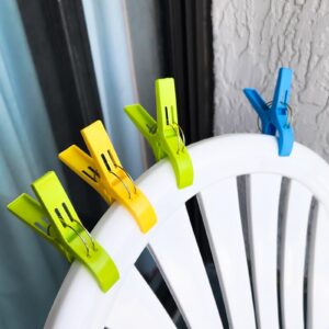 KTOJOY 8 Pack Beach Towel Clips, Plastic Large Clothes Clamps, Bright Colors(Yellow,Blue,Green,red), Chair Clips, Towel Holder