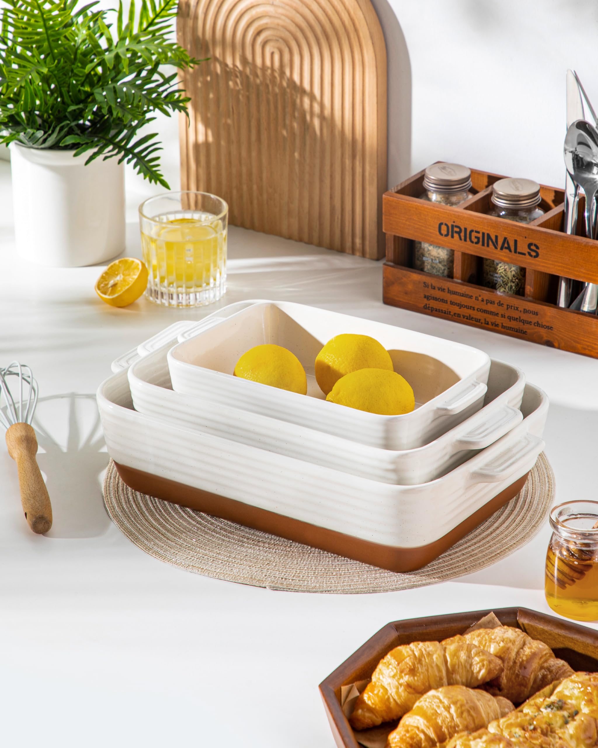 MALACASA Casserole Dishes for Oven, Ceramic Baking Dishes Set of 3, Baking Pan Casserole Dish Set, Rectangular Lasagna Pan Deep with Handles for Baking, Khaki White (14.5''/13''/10.5''), Series TARA