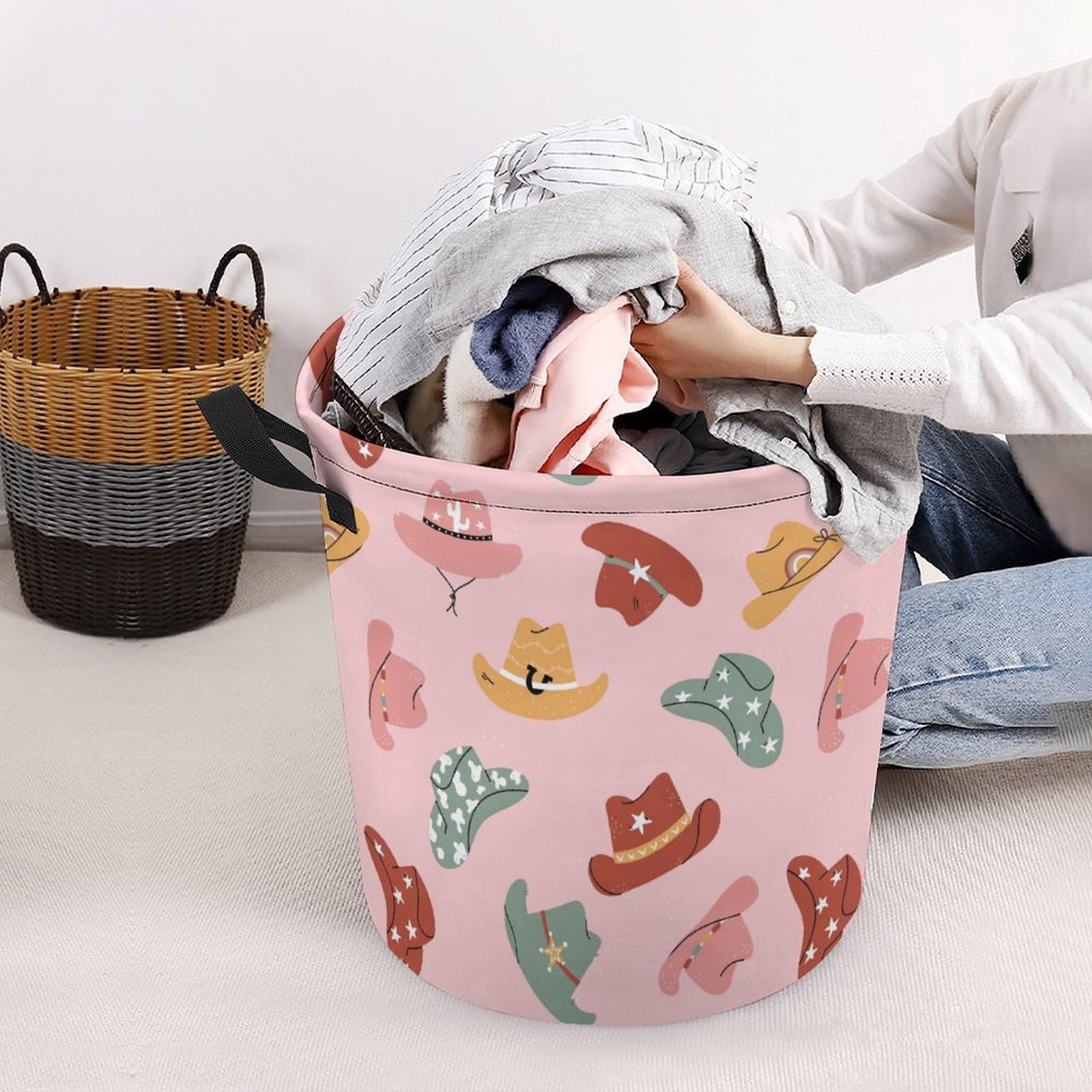 TsyTma Lovely Pink Cowgirl Hats Laundry Basket Small Collapsible Laundry Hamper with Handles Vintage Western Round Dirty Clothes Hampers for Laundry Bedroom Bathroom