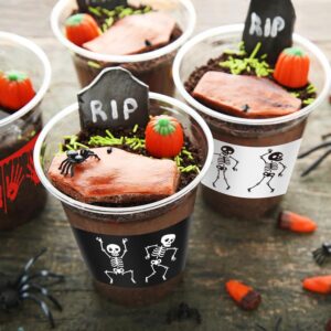 Sliner Halloween Party Plastic Cups 12 oz Halloween Disposable Cups Blood Splattered Skeleton Printed Design Halloween Cups for Halloween Party Favors Soda Juice Drinking Punch Party (30 Pcs)